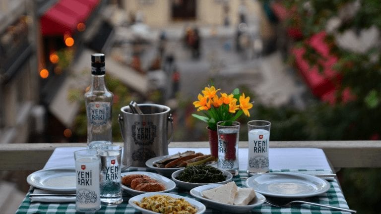 Gökçeada Gece Hayatı ve Hayran Kalacağınız 13 Mekan - Biletbayi.com