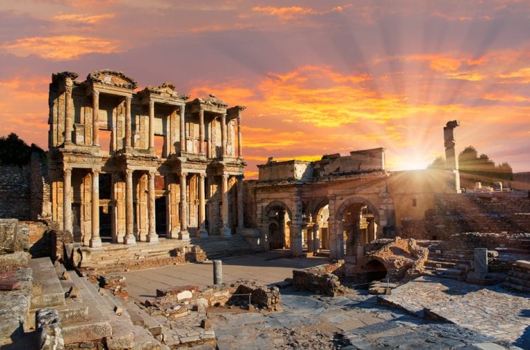 Efes Antik Kenti Hakkında Bilgi: Nerede, Nasıl Gidilir? | Biletbayi Blog