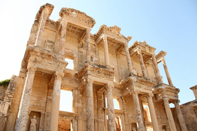 Efes Antik Kenti Hakkında Bilgi: Nerede, Nasıl Gidilir? | Biletbayi Blog